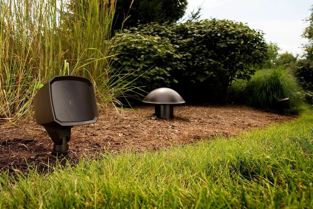 Oasis Lighting Design - Expert Landscape Lighting & Audio Installation